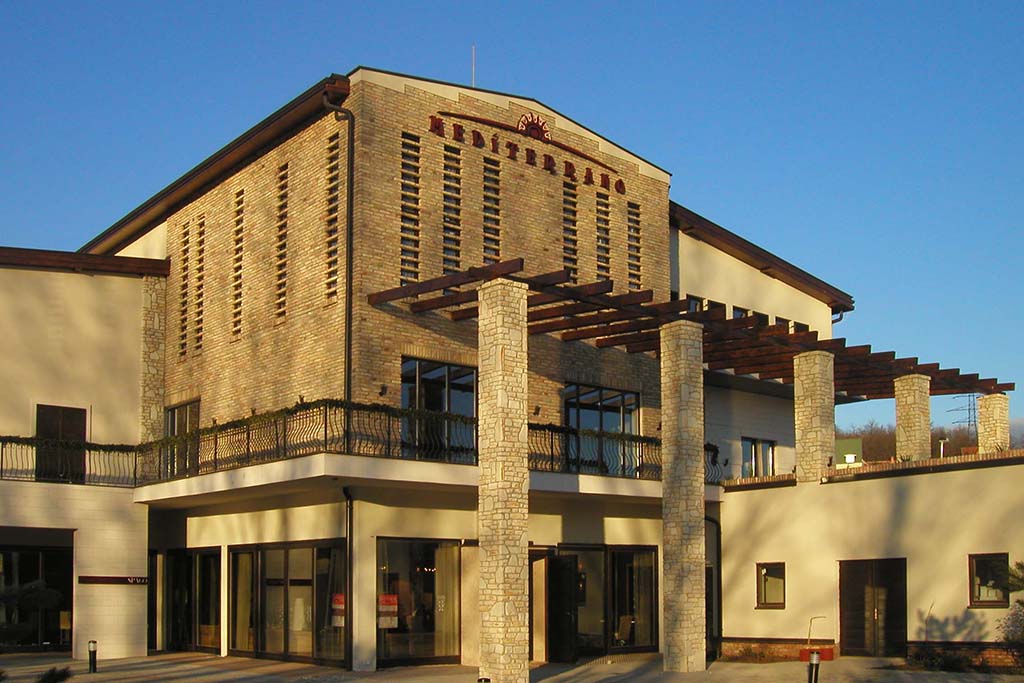 Mediterrano Sopron Leisure Centre - Spányi Partners